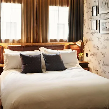 The Hoxton, Holborn Hotel London: 4 star Hotel with a Minimum Price 260 ...
