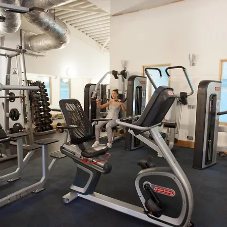 Apollo Hotel Basingstoke: 4 star Hotel with a Minimum Price 65 ...